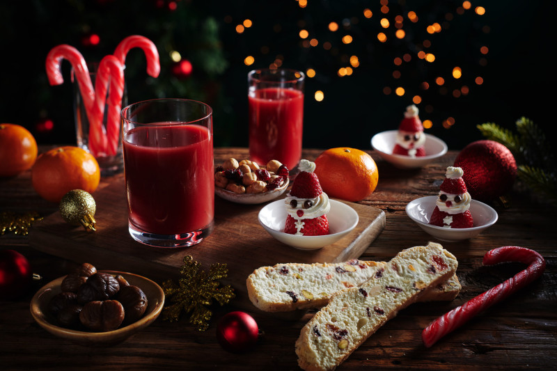 Have yourself a merry little Christmas with Emirates