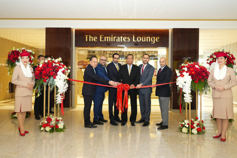 Emirates opens its most expansive lounge, second only to Dubai at ...