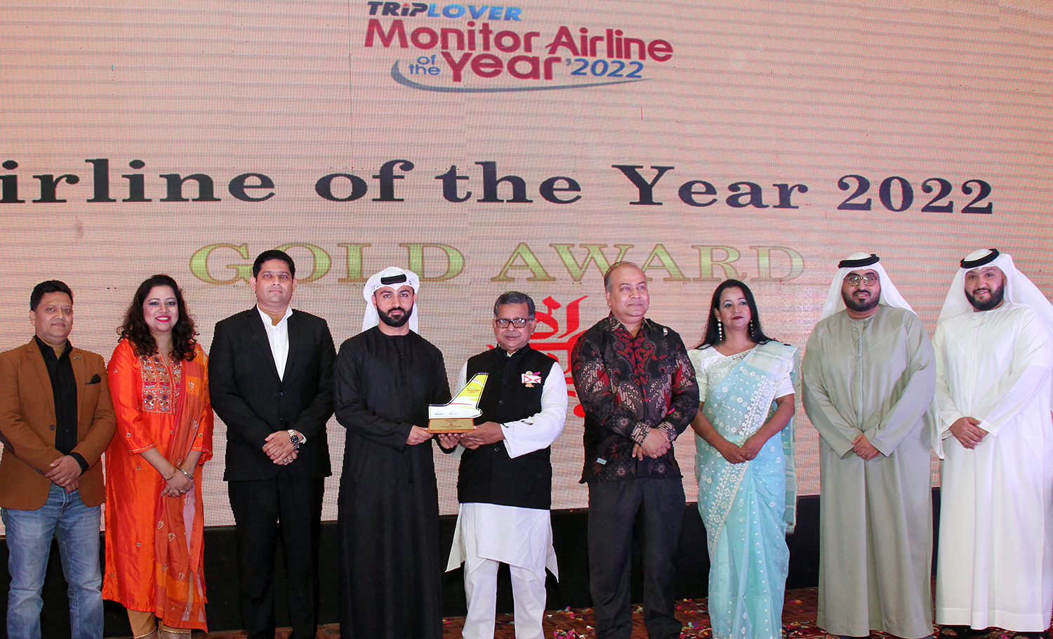 Emirates scoops nine awards at Monitor Airline of the Year held in ...