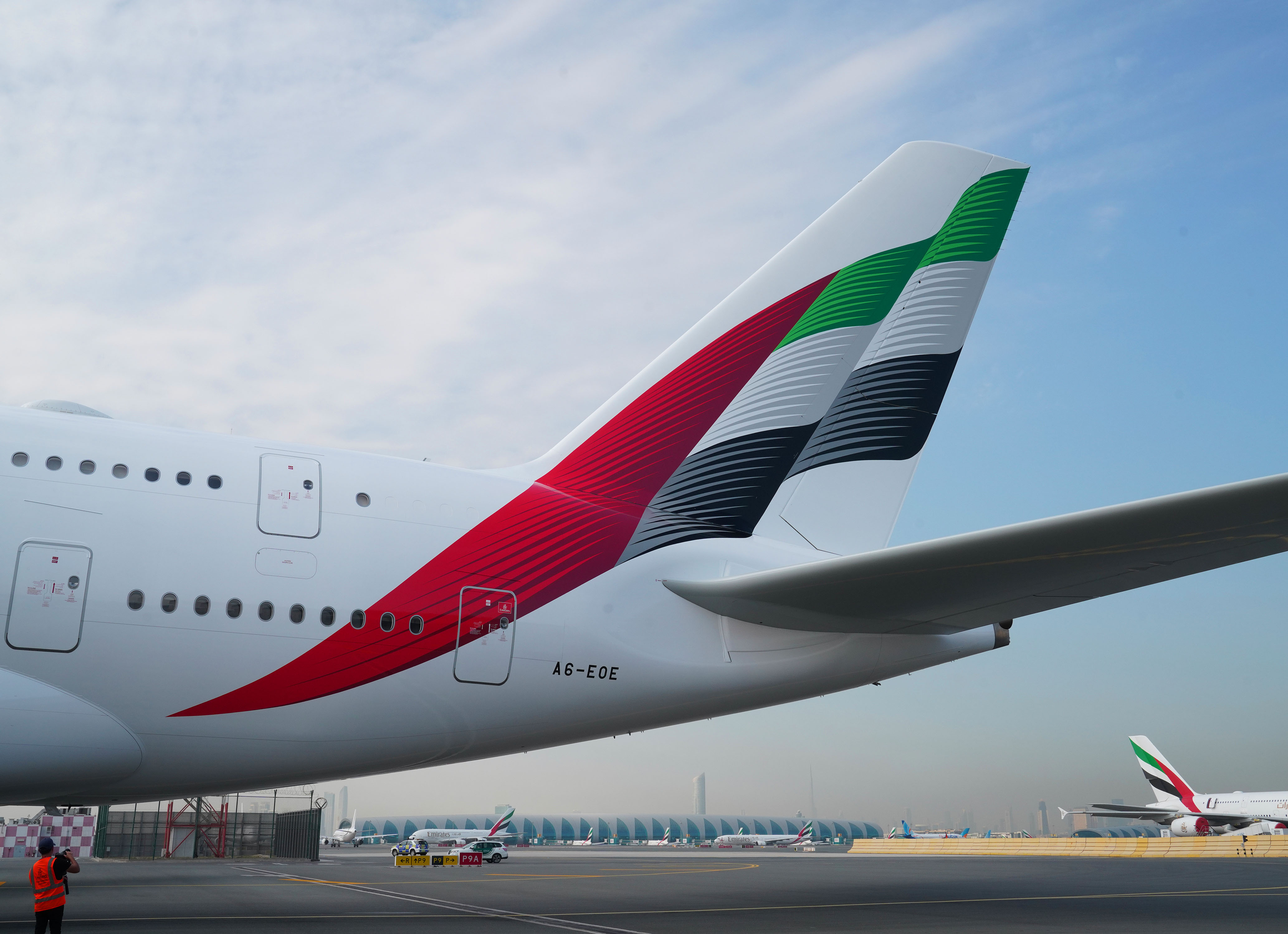 Emirates unveils new livery for its fleet Emirates unveils new livery for its fleet
