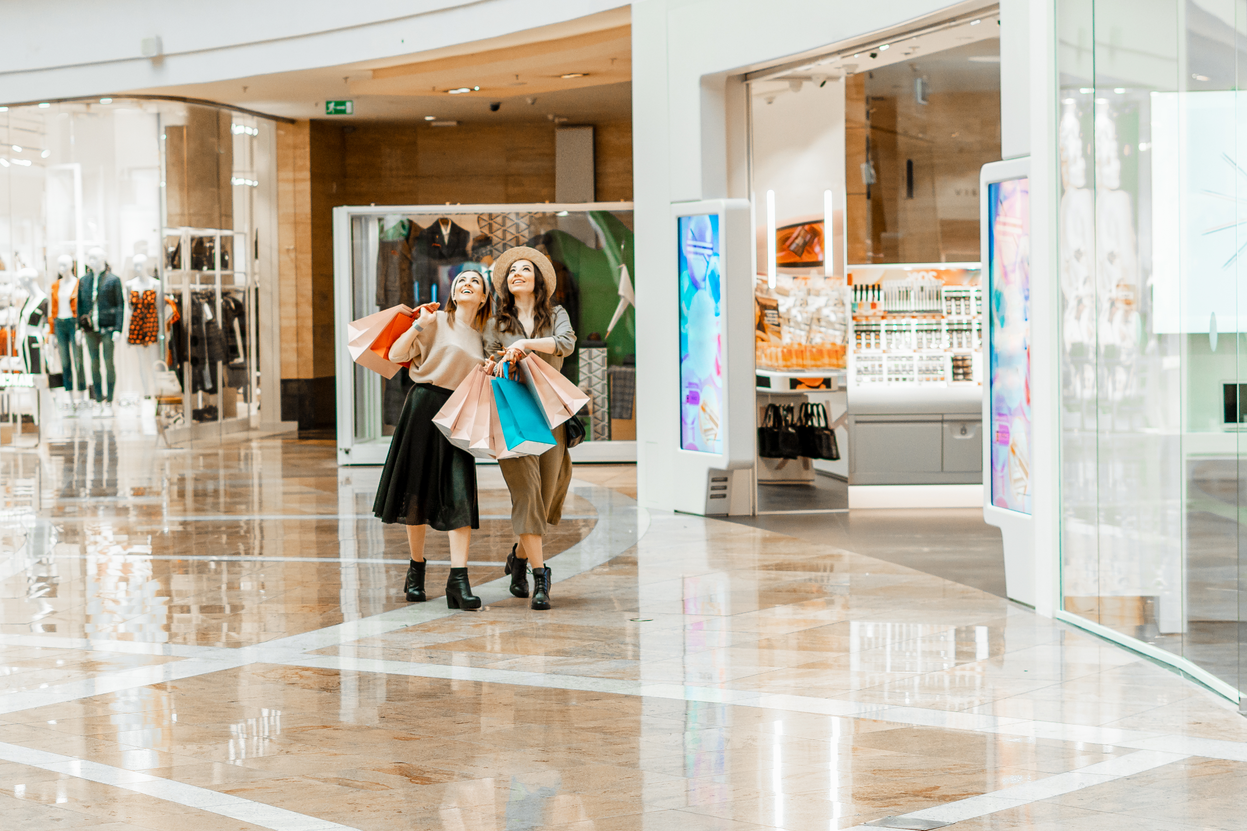 Fly Emirates to Dubai and unlock 700+ offers