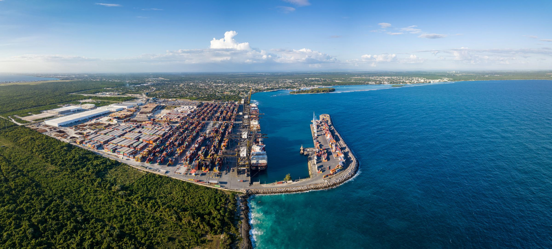 DP World Signs Agreement to Launch $760M Port and Free Trade Zone in ...