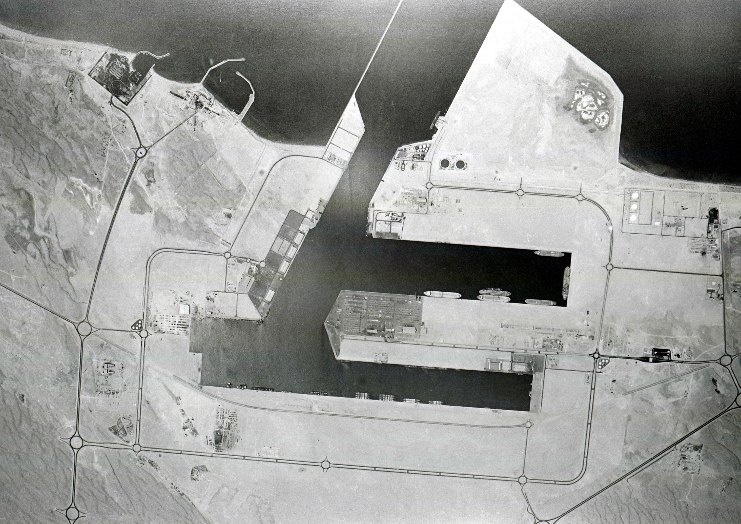 JAFZA TURNS 40 WITH RECORD $190BN IN TRADE