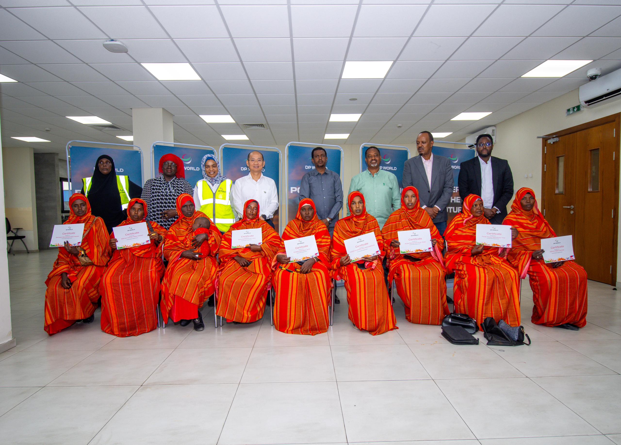 FIRST TEN WOMEN GRADUATE FROM DP WORLD’S SOLAR MAMAS PROGRAMME IN ...