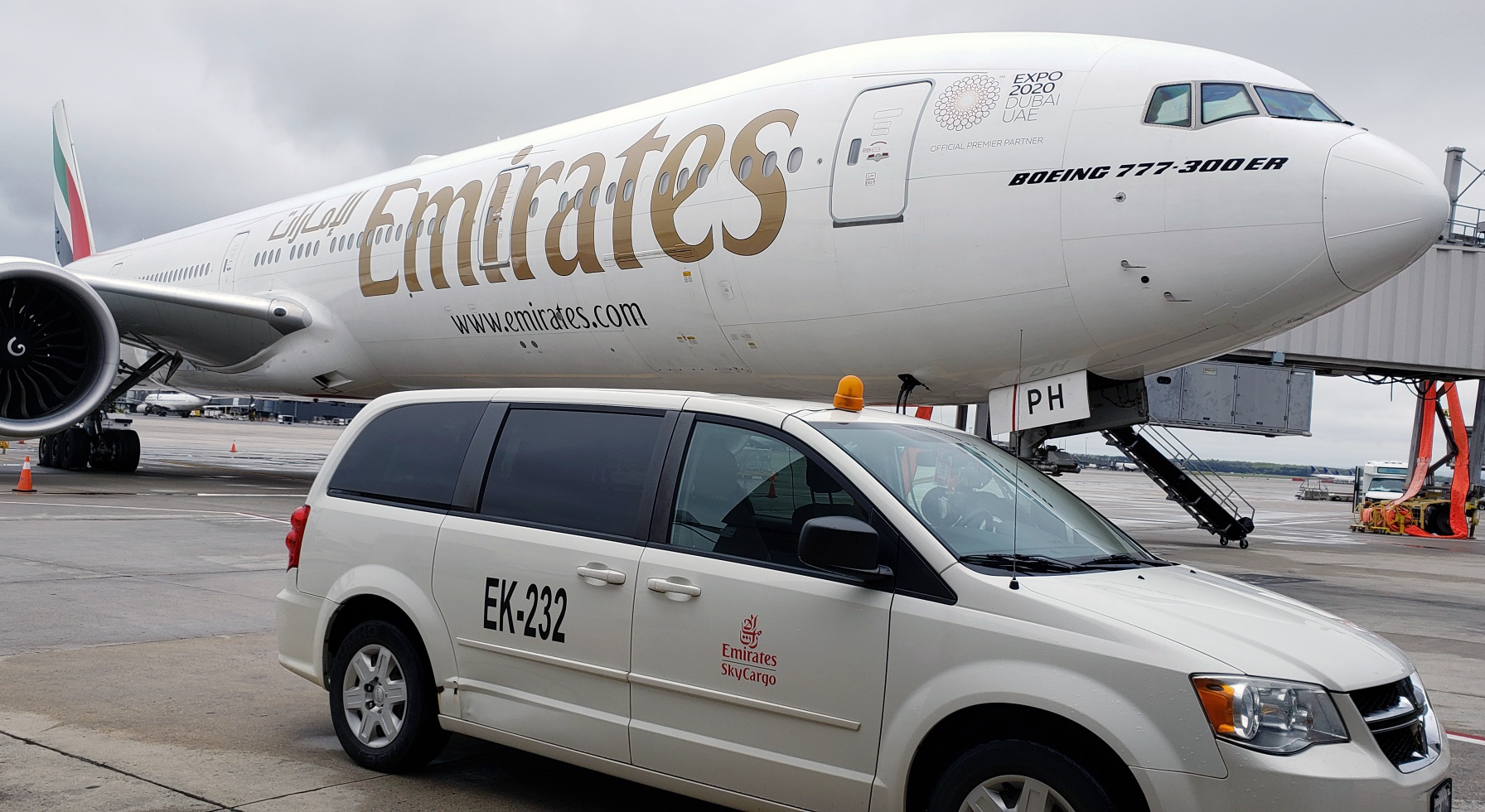 Emirates SkyCargo reconnects six continents with scheduled cargo flights