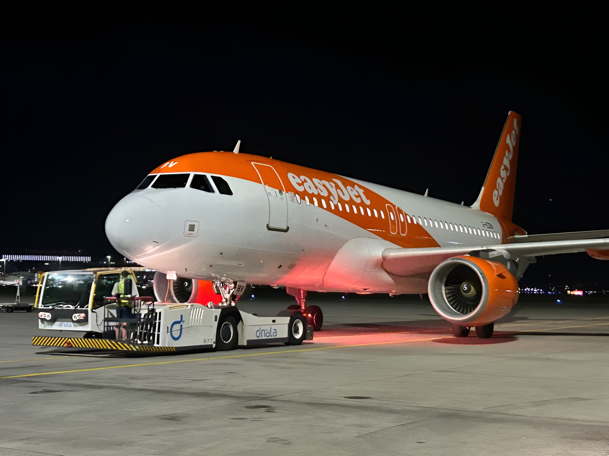 dnata wins easyJet contract in Zurich
