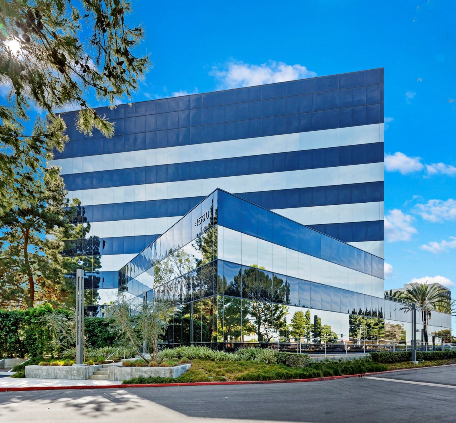 USC Norris Comprehensive Cancer Center to open radiation oncology and ...