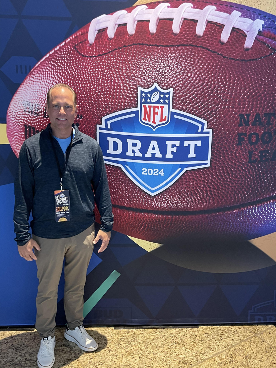 Michigan insurance agent announces a team pick in 2024 NFL Draft