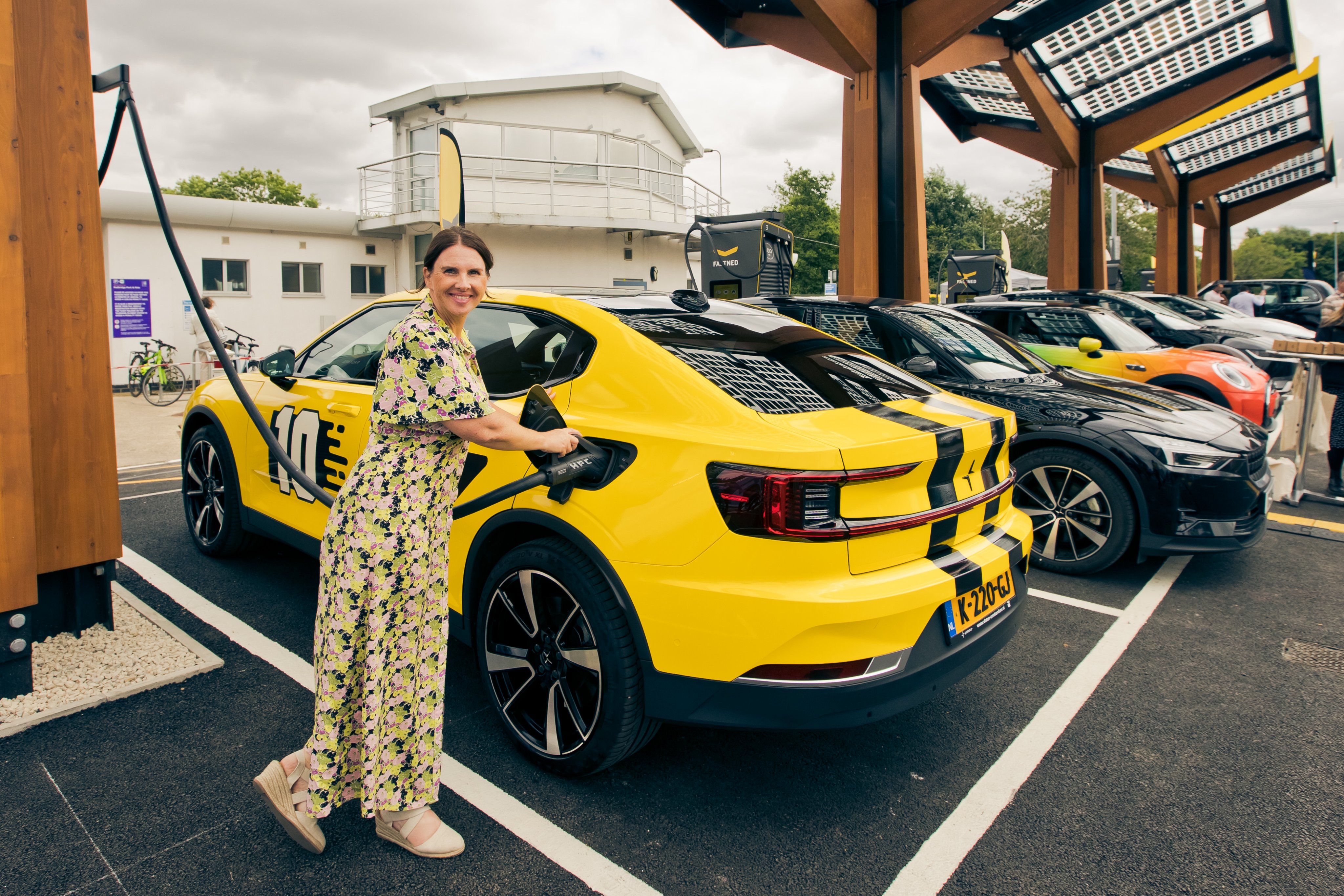 Fastned opens twelfth station in the UK as part of Energy Superhub Oxford