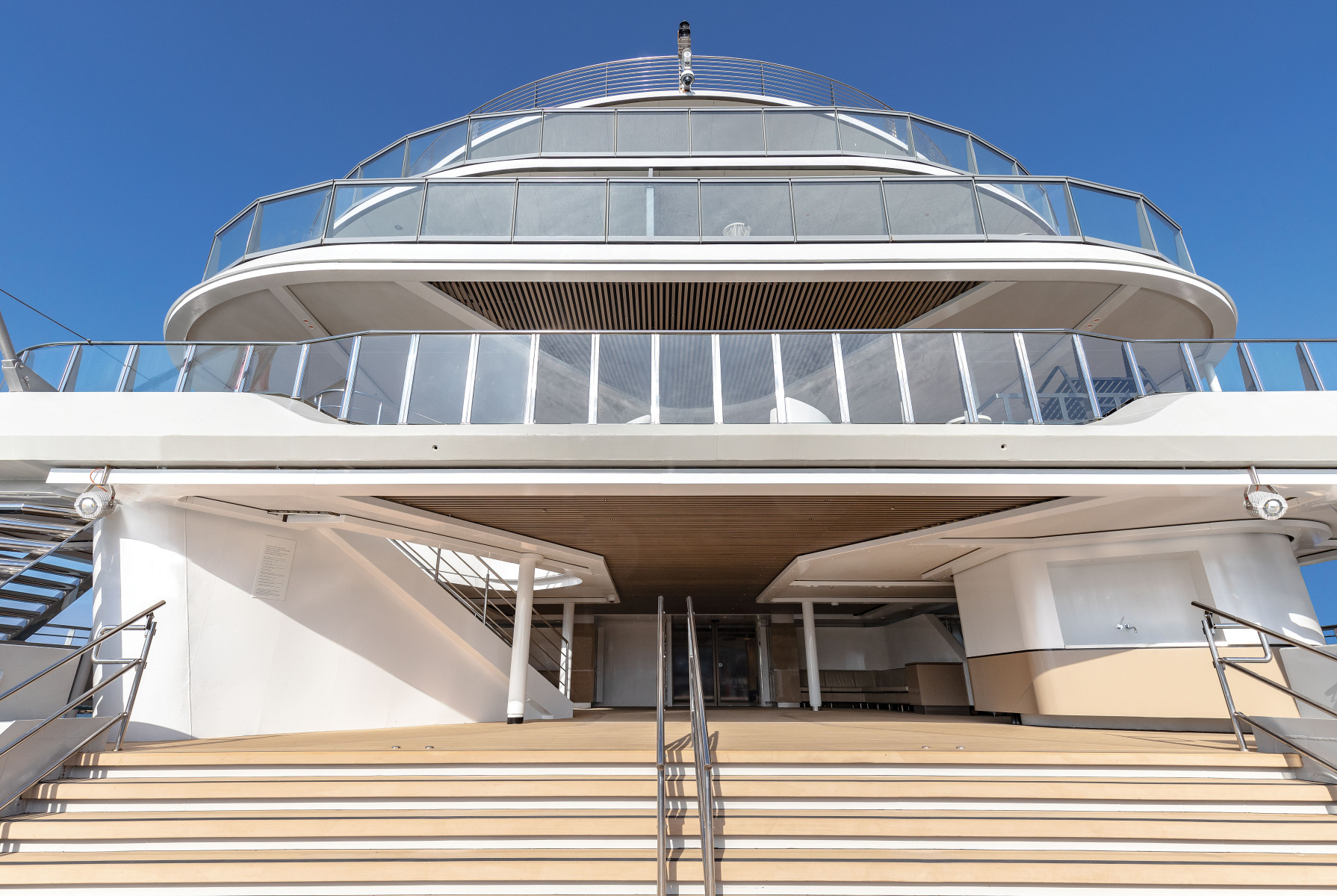 High-end expedition ship set to sail!