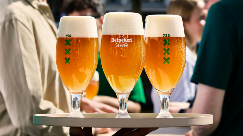 Heineken brouwt speciaal pils voor én door Amsterdammers ter ere van 750 jaar Amsterdam