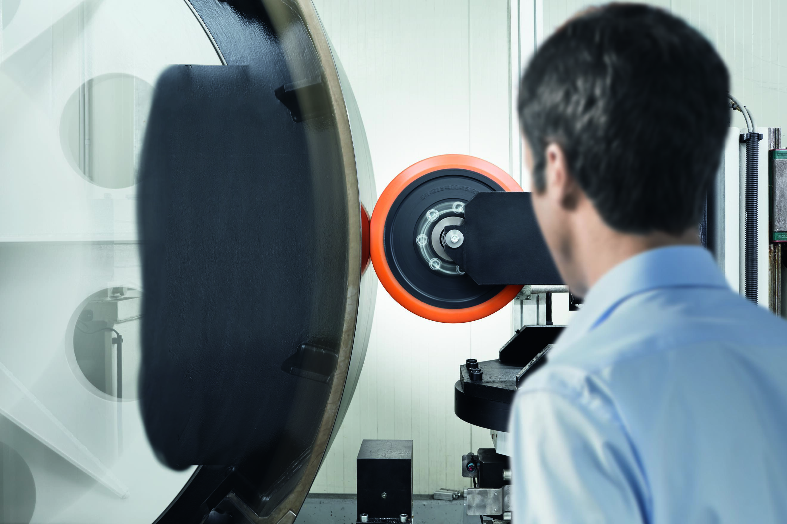 Covestro investiert in Pilotanlage für Recycling von Elastom