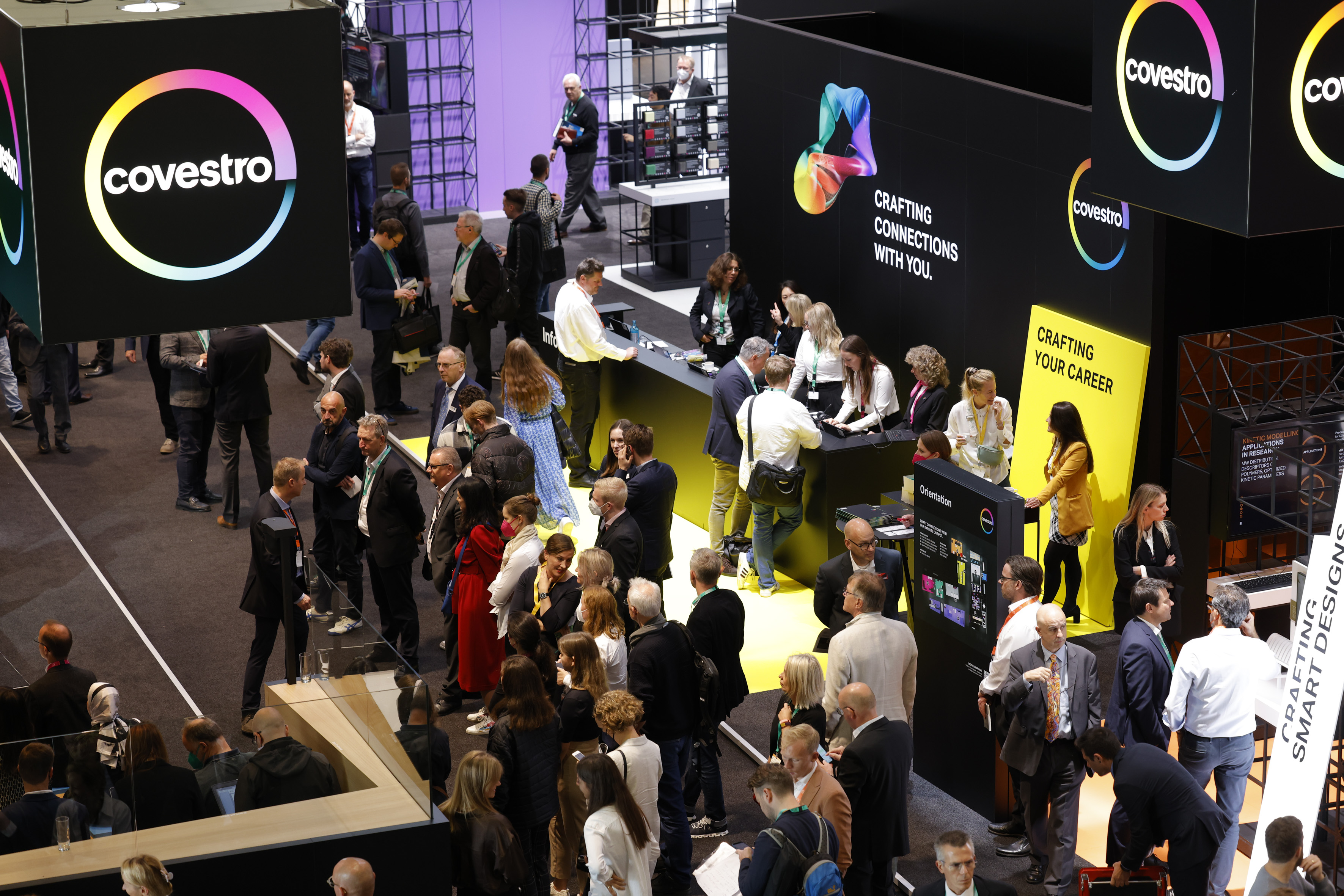 Covestro and Uniplan receive Red Dot Design Award