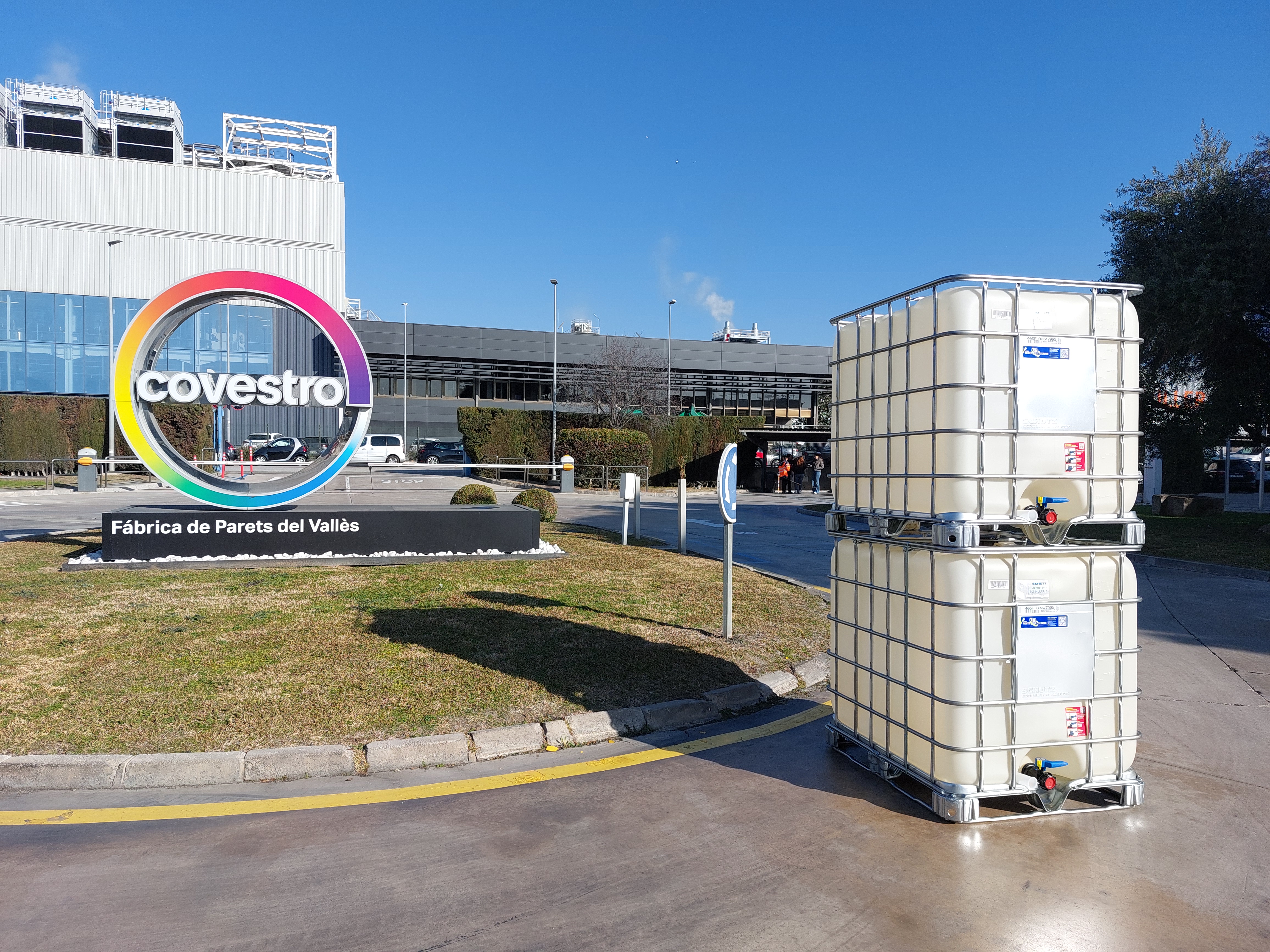 Covestro impulsa la economía circular al introducir contenedores ...