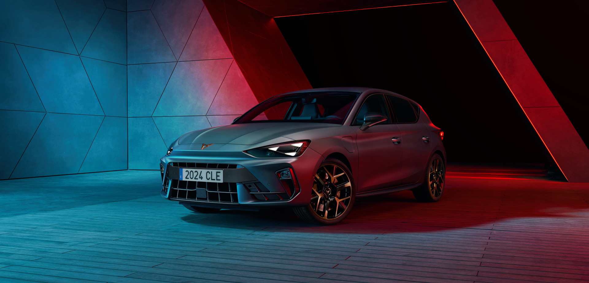 Vernieuwde CUPRA Leon: nieuwe dimensies in design en hybride-performance