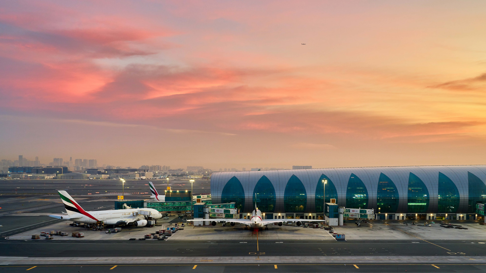 DXB breaks mid-year record with 44.9 million guests, boosting economy