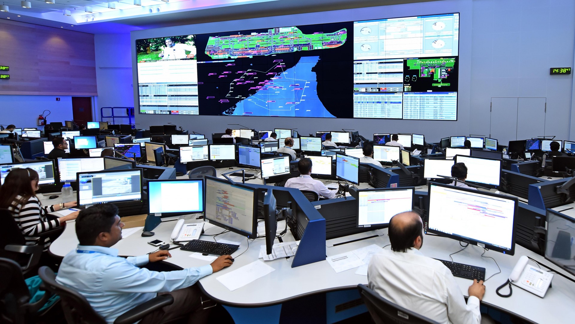 Sheikh Ahmed inaugurates Dubai Airports' Airport Operations Control Centre