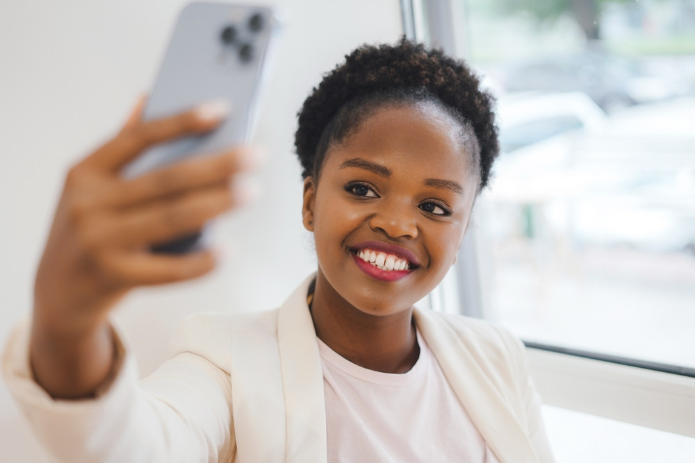 Selfie Kickstarts Online Learning for Psychology Students