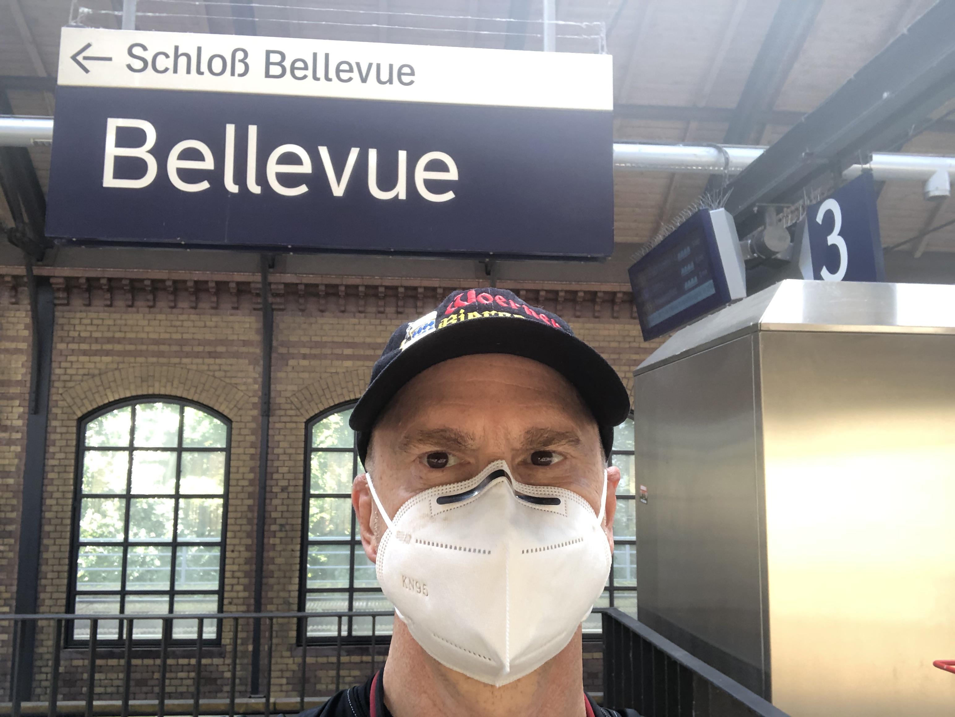 Cybersecurity professional helps Bellevue’s world-class program excel