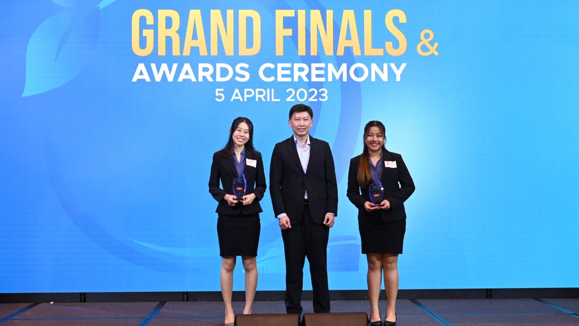 Cracking the case: NUS Business School students clinch victories at ...