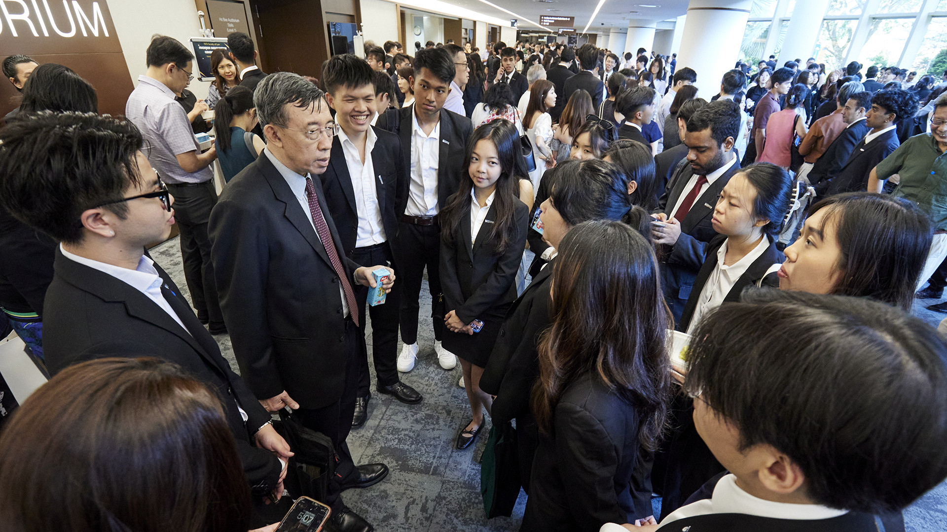 NUS Law’s freshmen take ethics pledge for the first time, in a promise ...