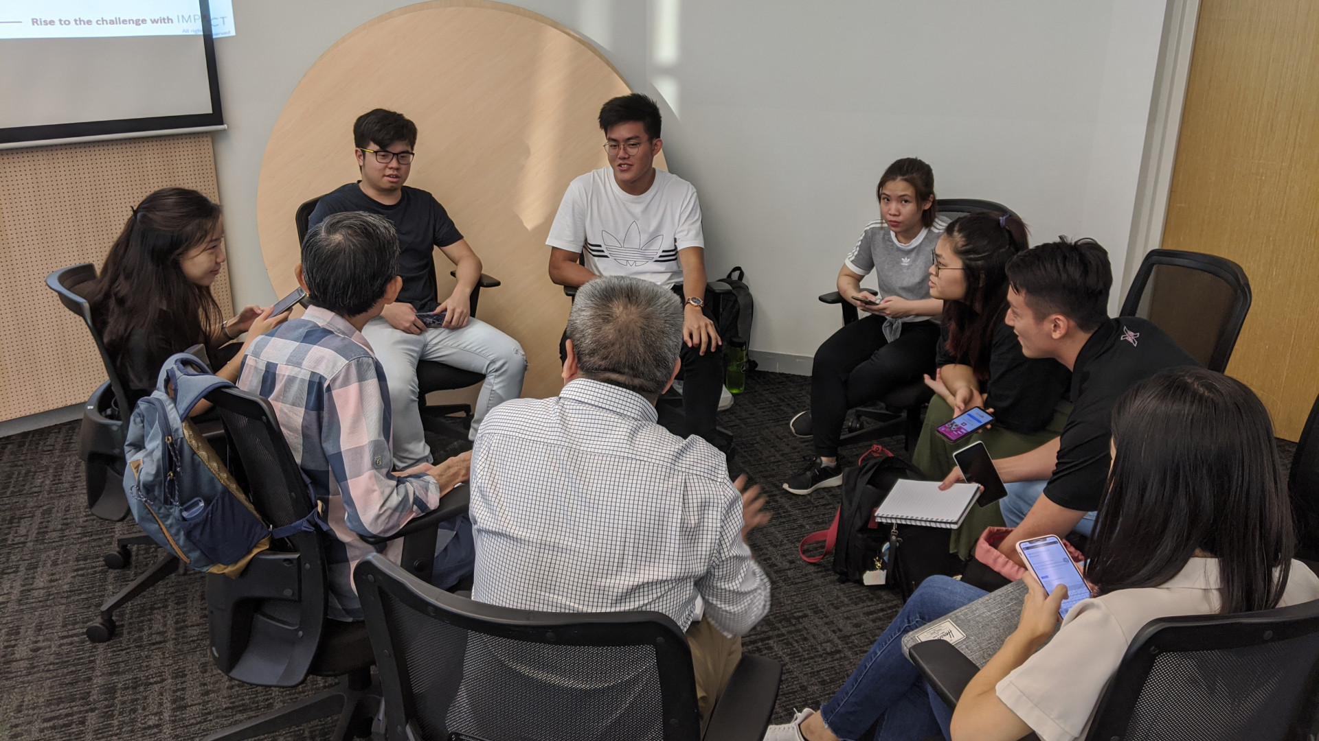 Business leadership course brings life lessons into the classroom