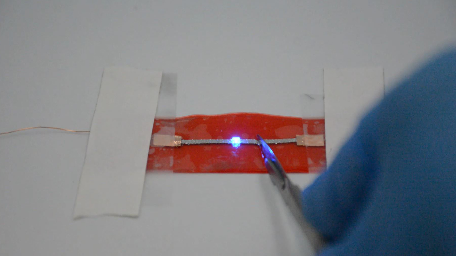 Enhancing Stretchable Electronics Nus Researchers Develop Novel Liquid Metal Circuits For