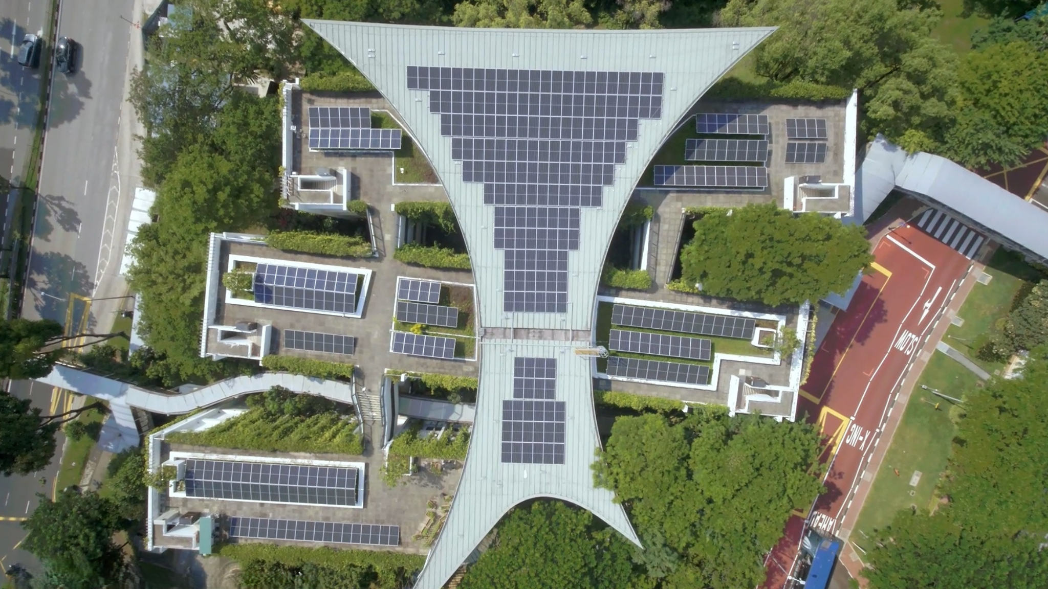 NUS scores major sustainability milestone with landmark solar power ...