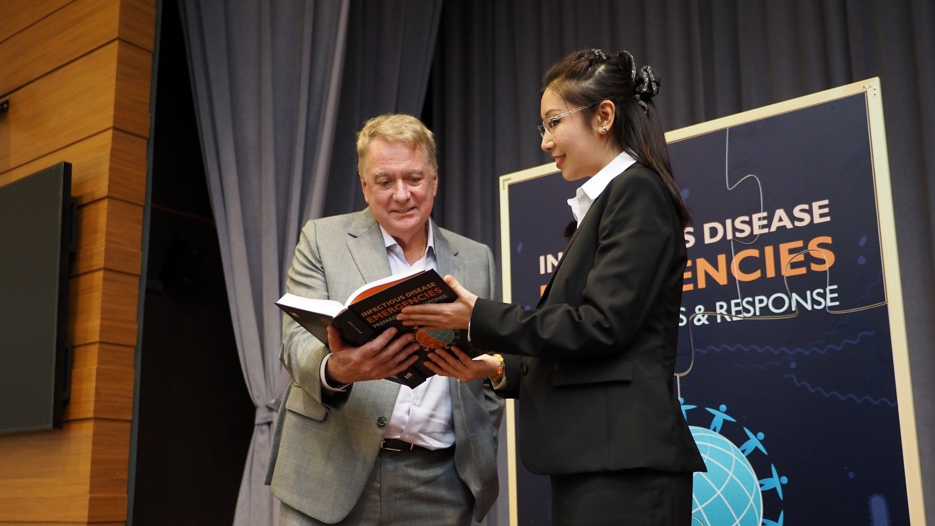 NUS Medicine sets up new centre to build pandemic resilience