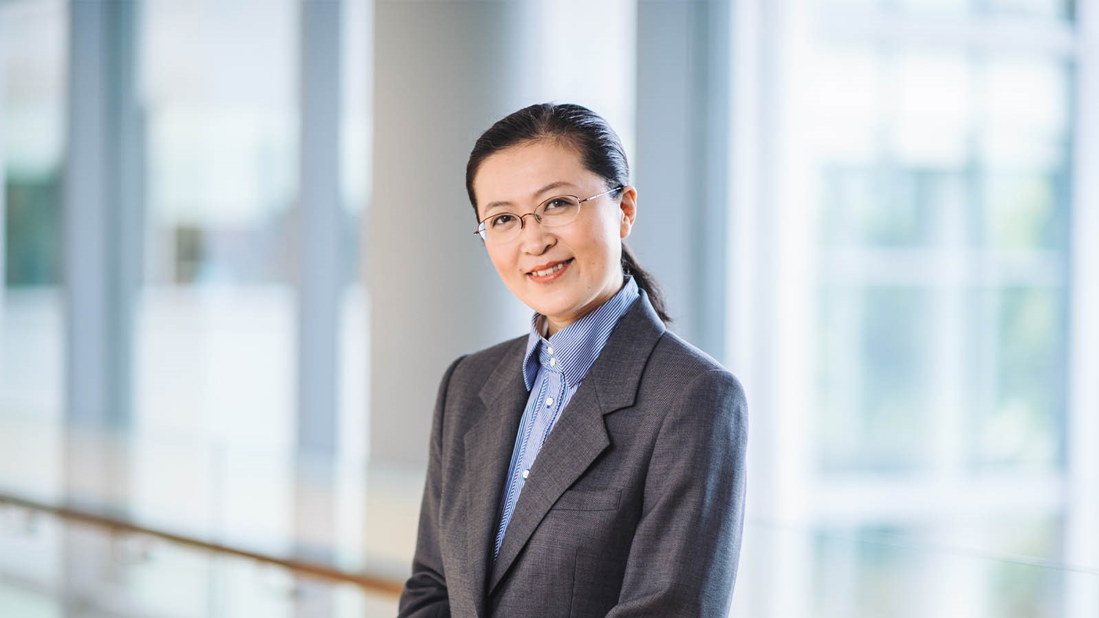 Professor Liu Bin conferred the Royal Society of Chemistry’s Centenary ...