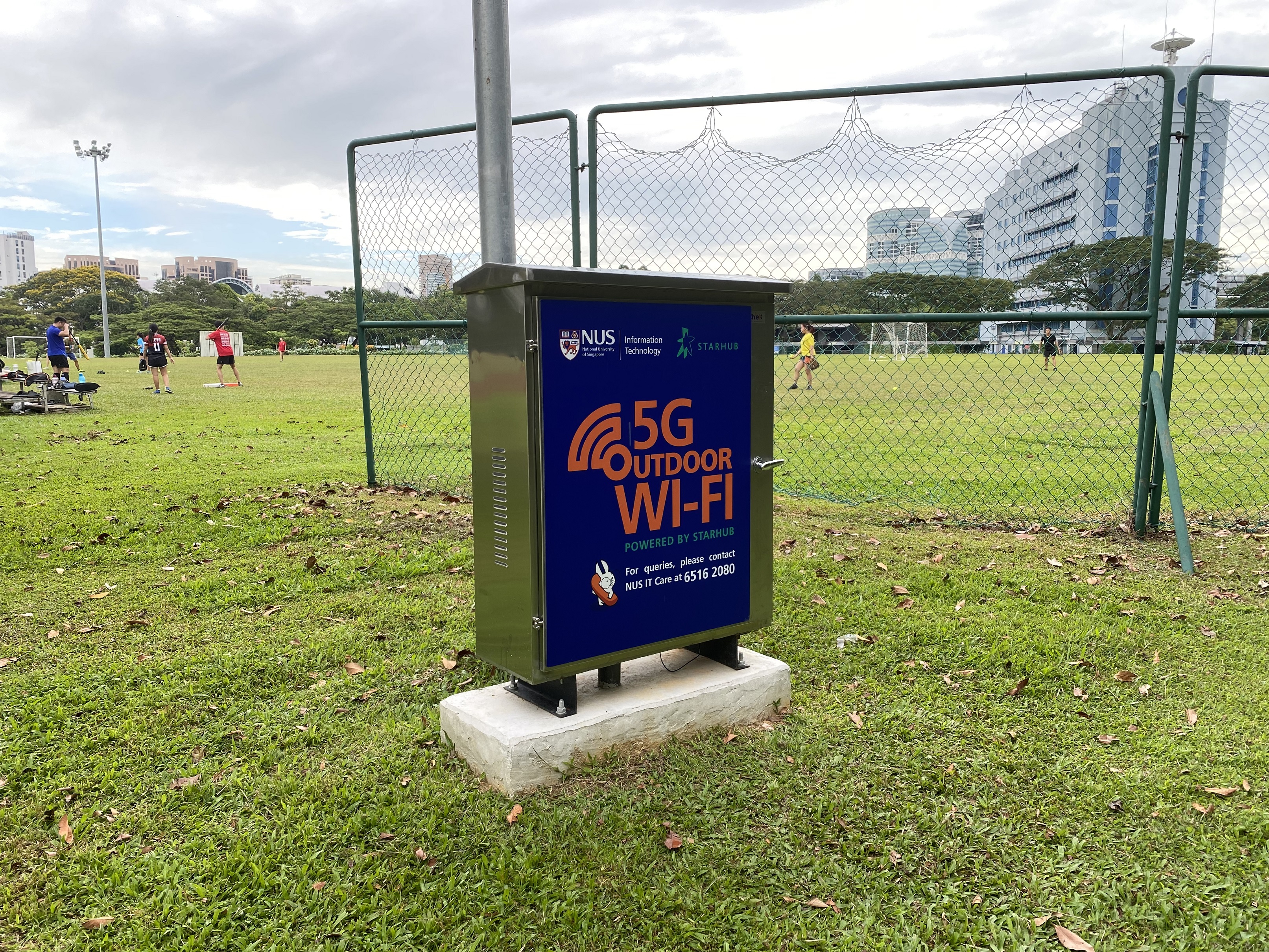 A 5G campus for smart facilities management