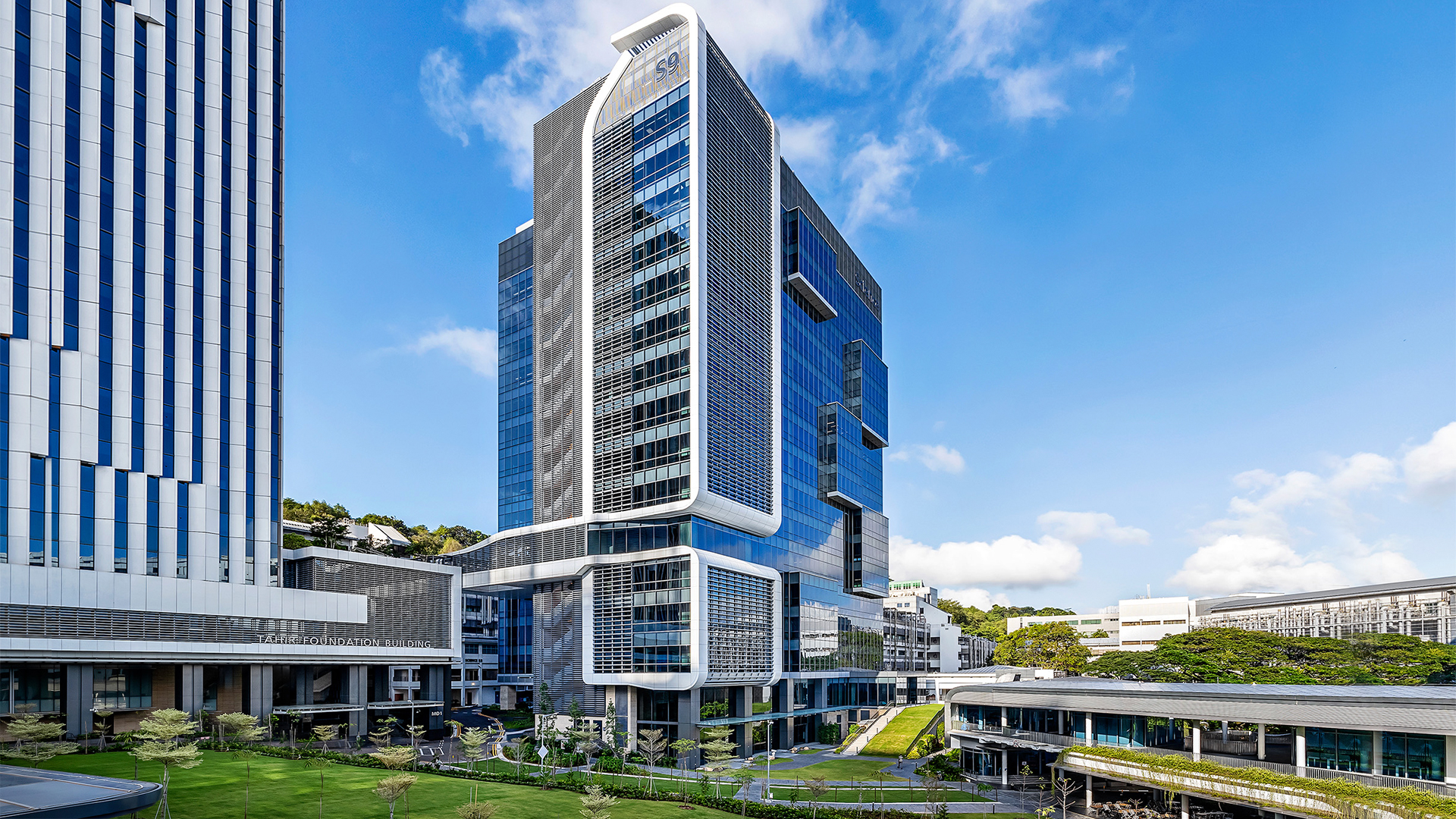 NUS raises S$300 million through second green bond to finance ...