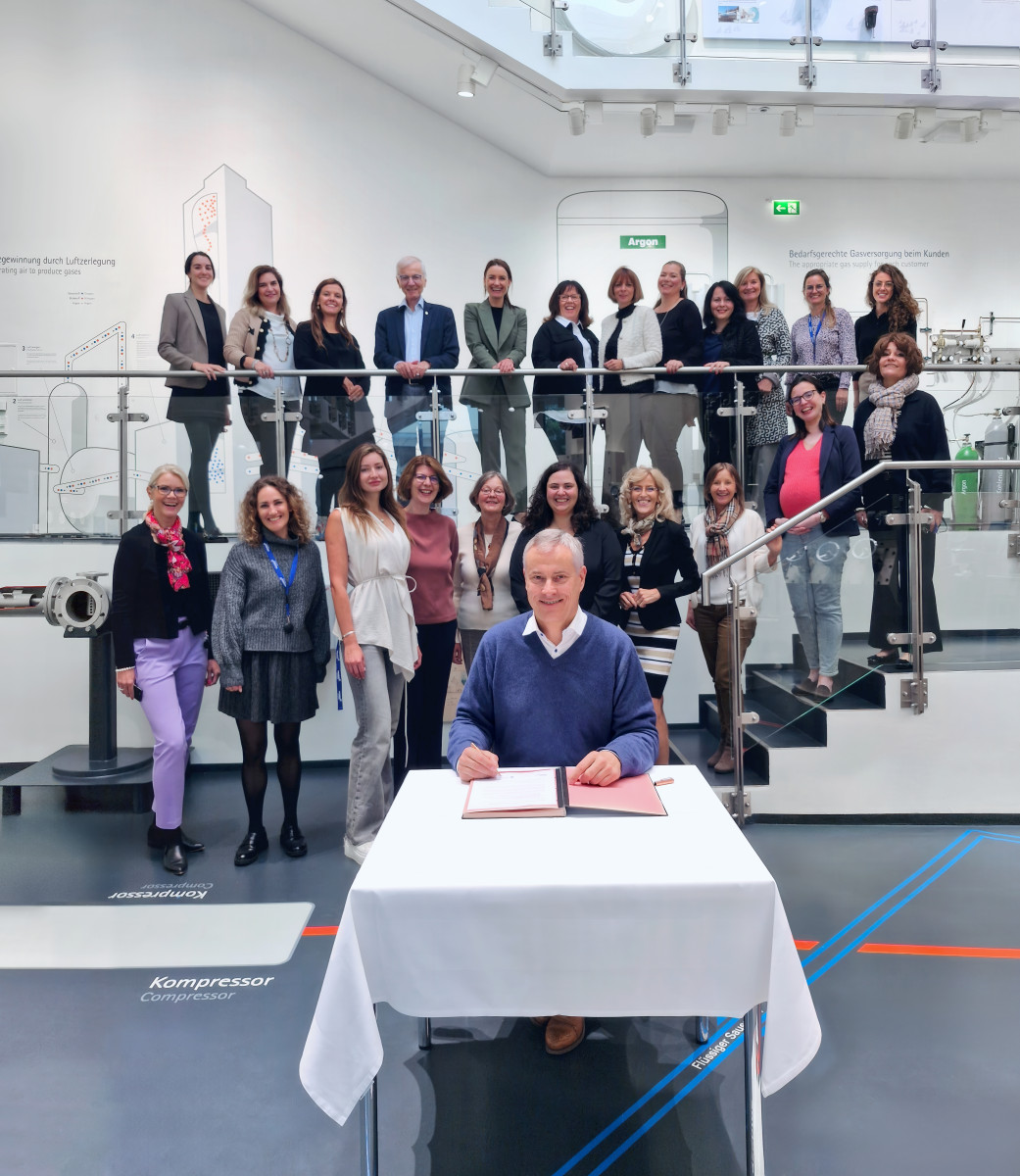 Bernd Eulitz signs UN Women Empowerment Principles