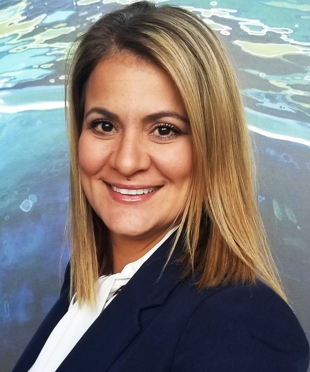 1000x1200-Bio-Pic-Katty-Bird