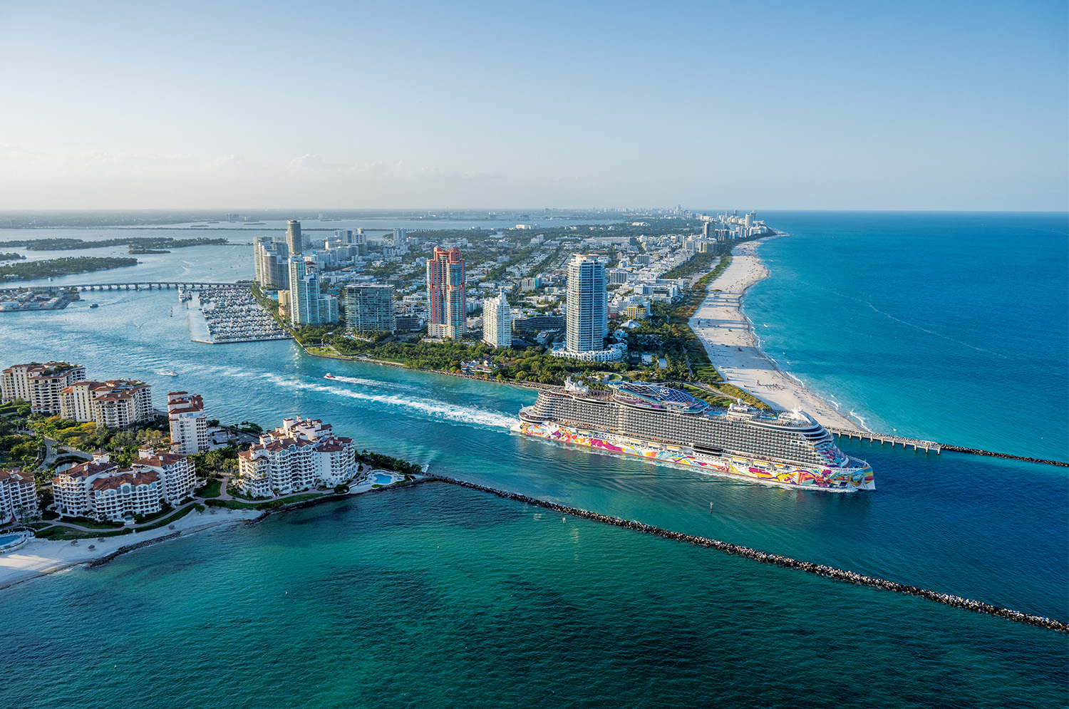 Norwegian Aqua™ Causa Sensación Con Su Llegada A Miami Para Una ...