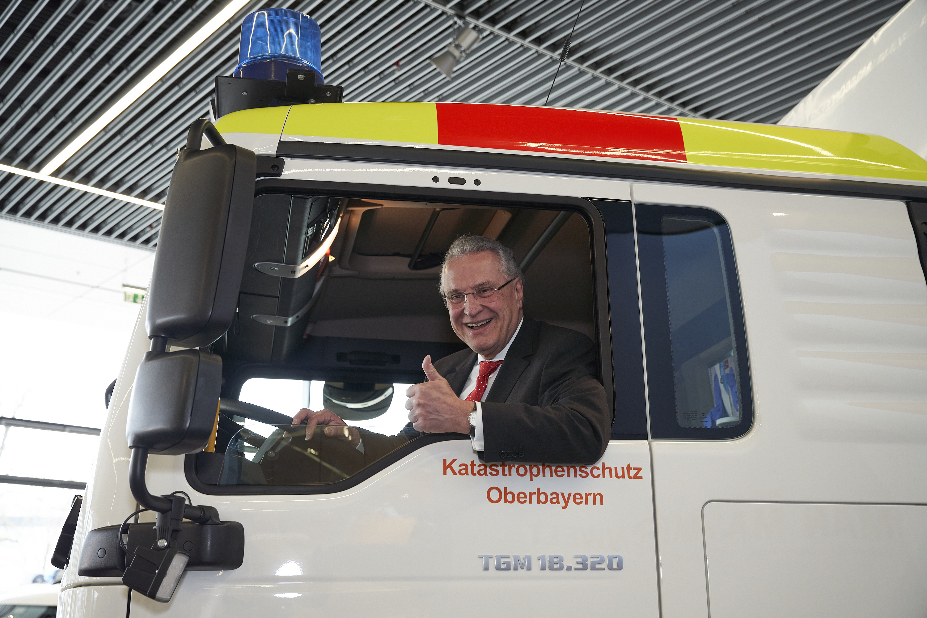 Gemeinsam stark für Bayern: MAN und Malteser kooperieren in ...