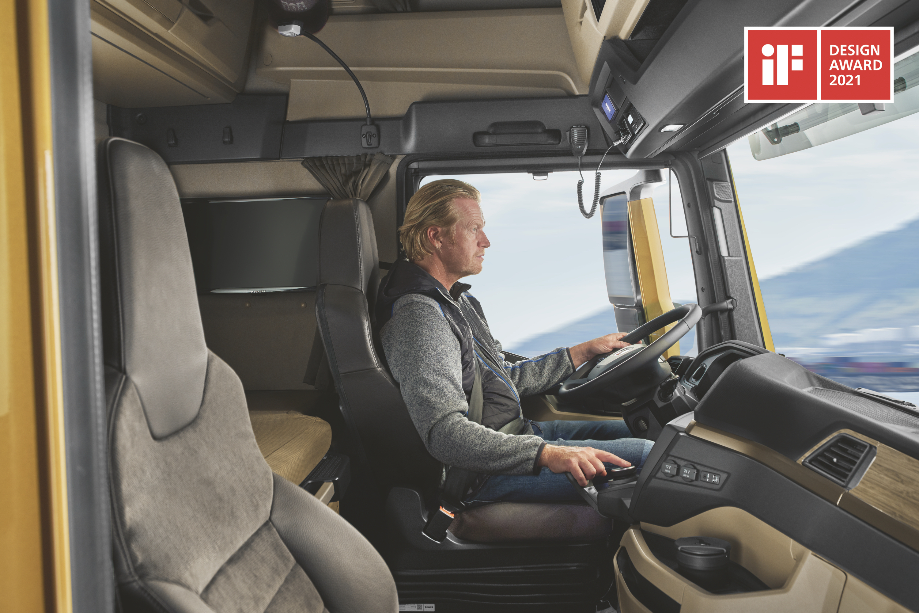 Two in one stroke: New MAN Truck Generation wins two iF DESIGN AWARDS