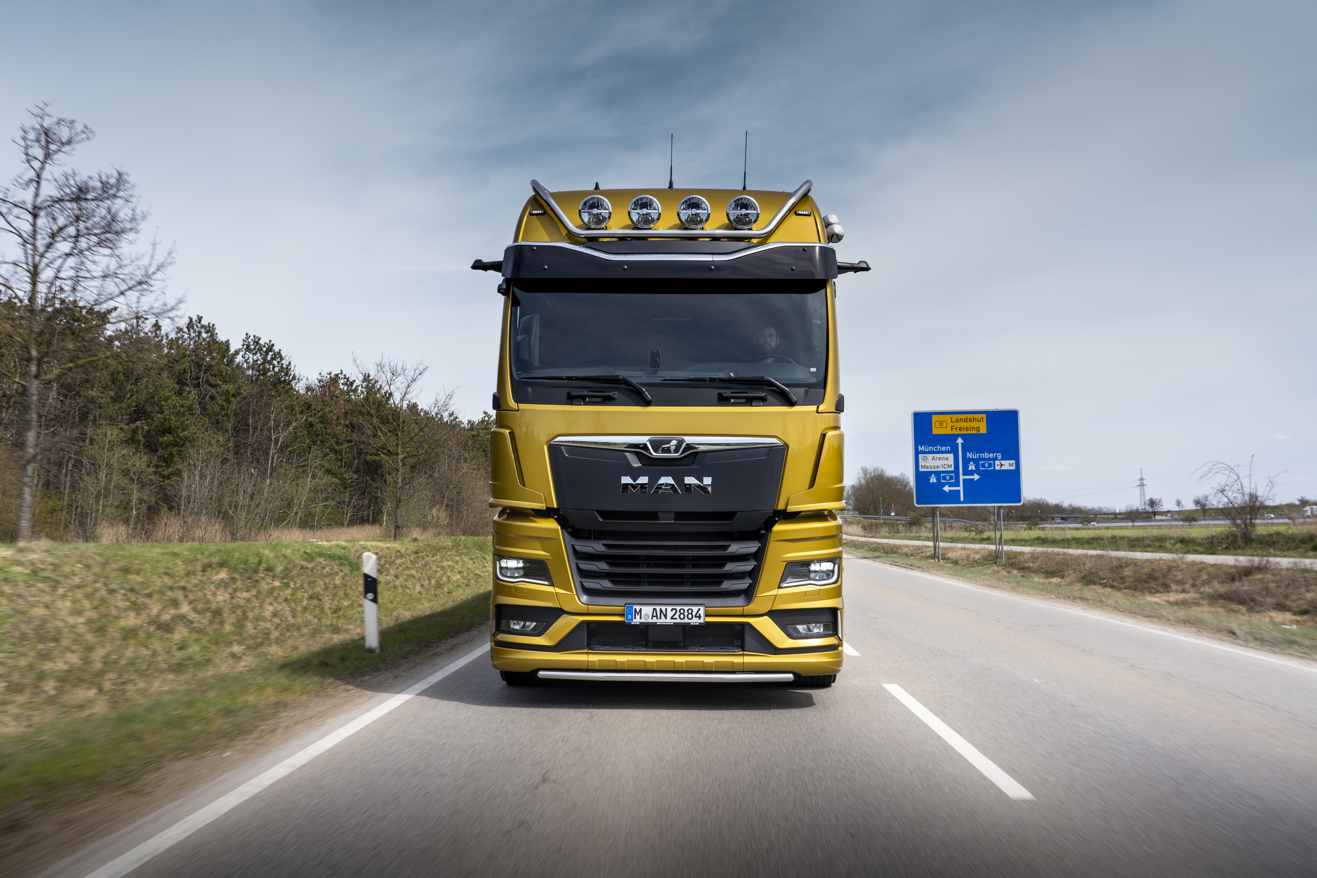 More supportive, more efficient, more digital: New features see new MAN ...