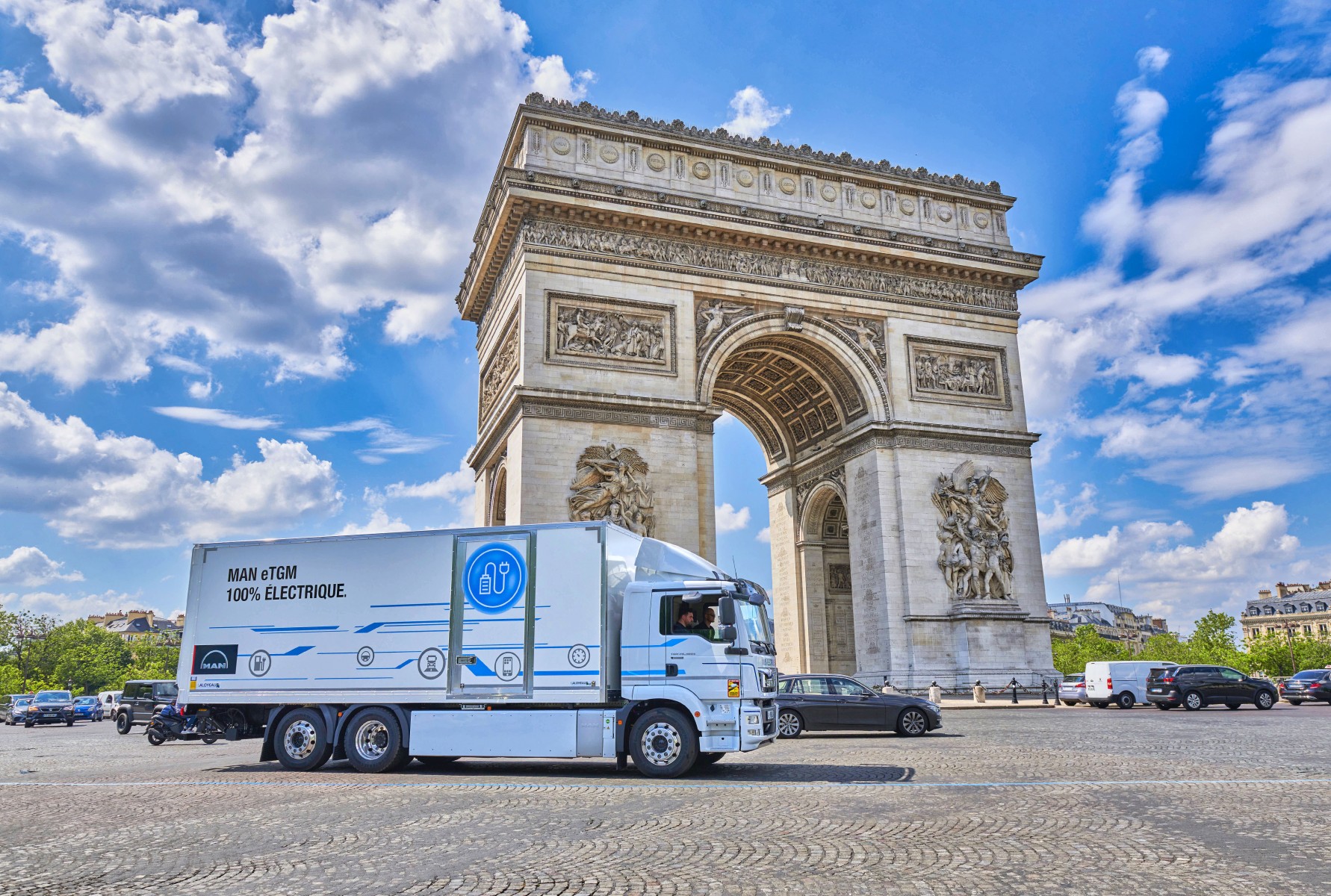 Présentation du MAN eTGM, camion de distribution 100 % électrique, dans ...