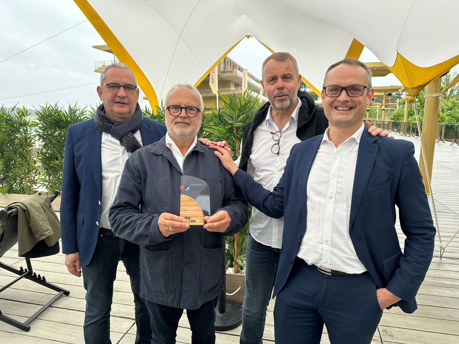 MAN et son réseau reçoivent le prix coup de cœur dans la catégorie ...
