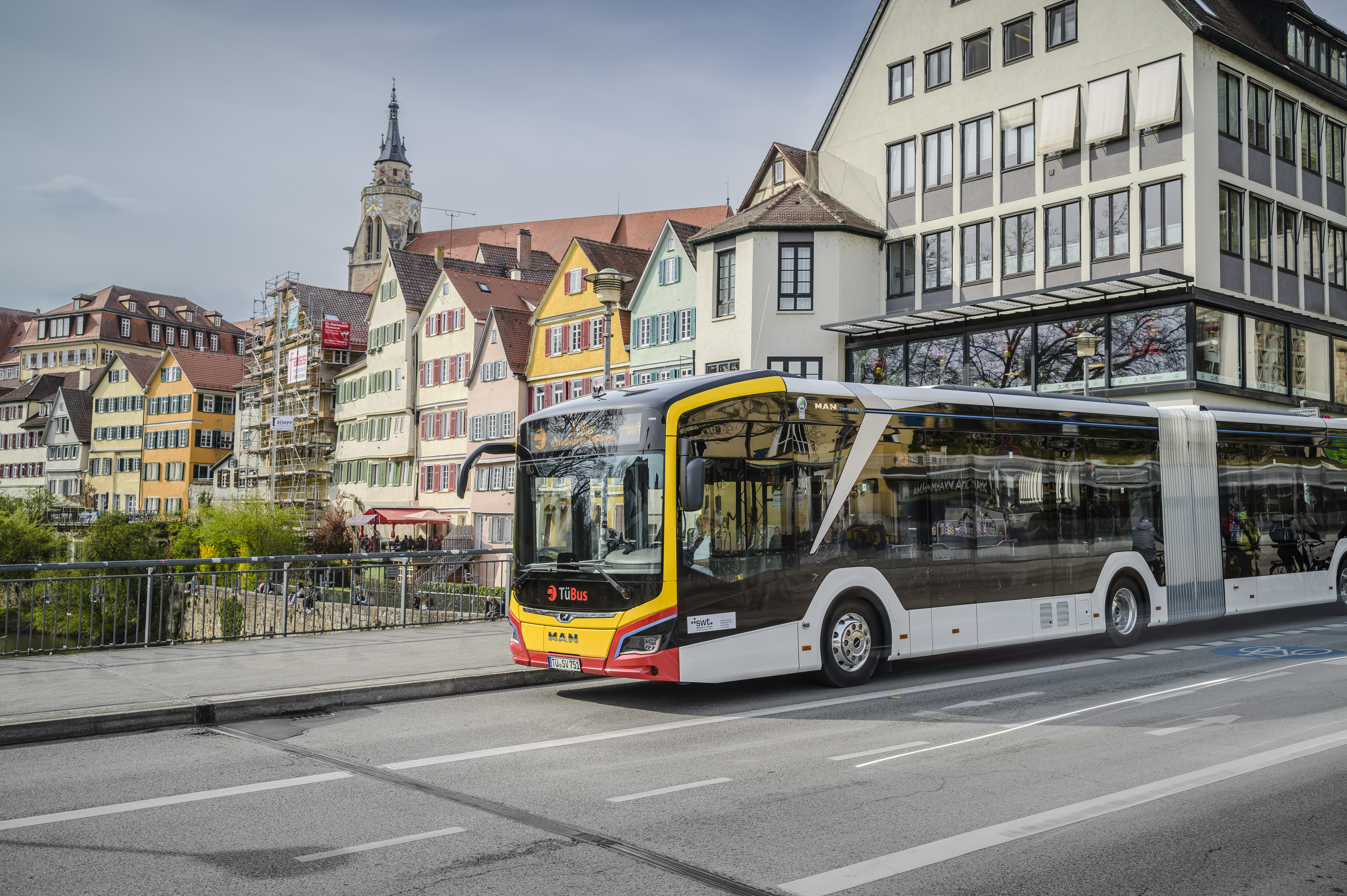 Une étape importante pour la mobilité durable : 1 000 autobus ...