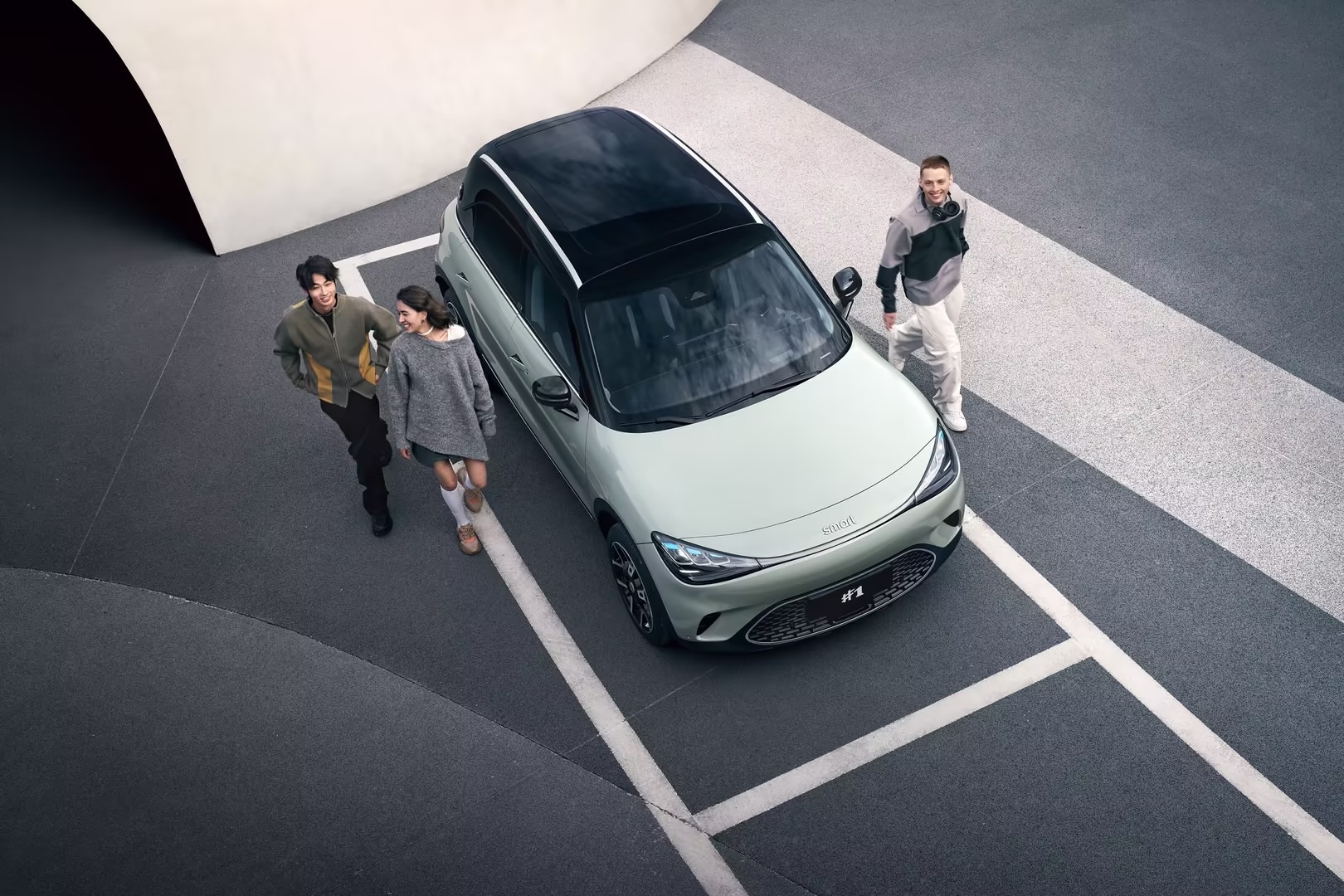 323天内带来第5次OTA升级 依托全球研发实力 smart打造持续进化的用车体验