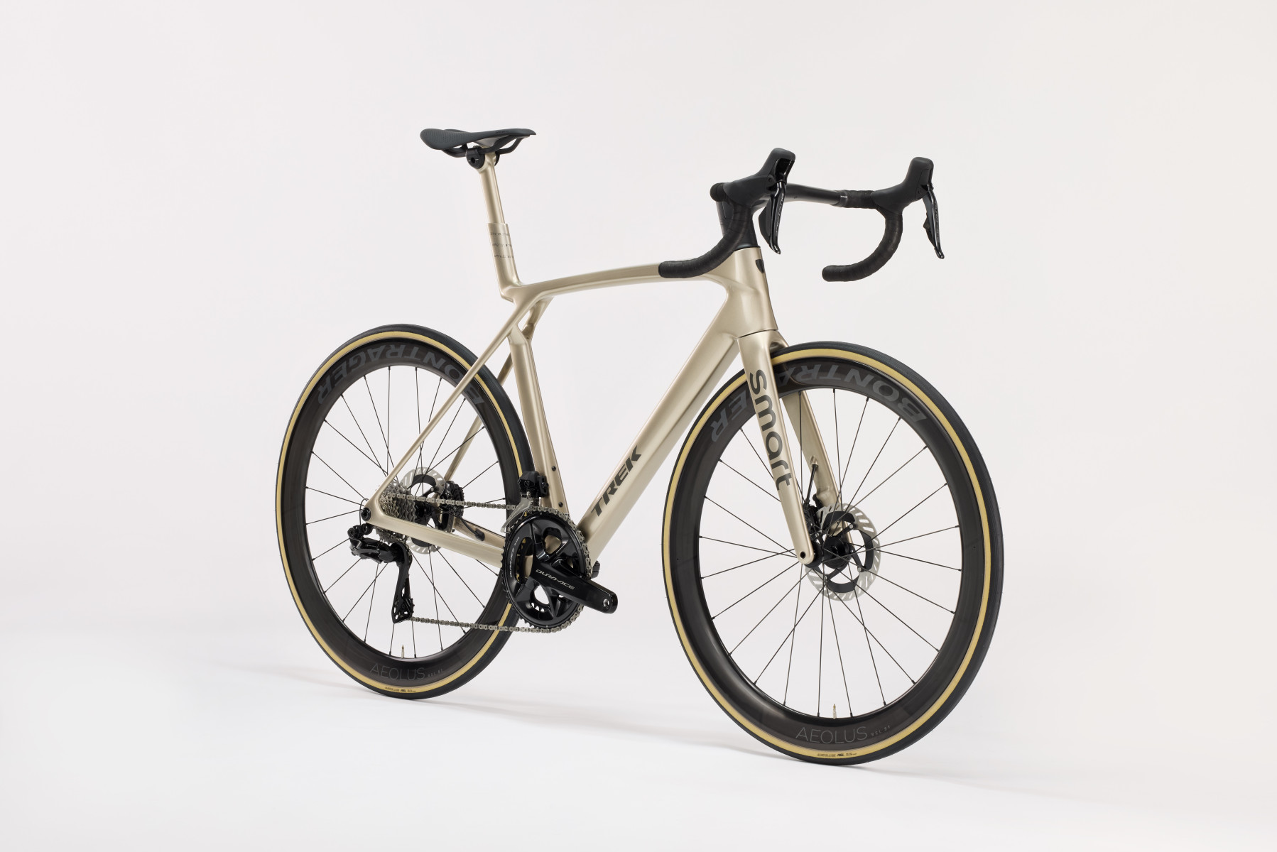 Meet the All-New, All-Electric, All-Intuitive #5 The First-Ever Premium ...