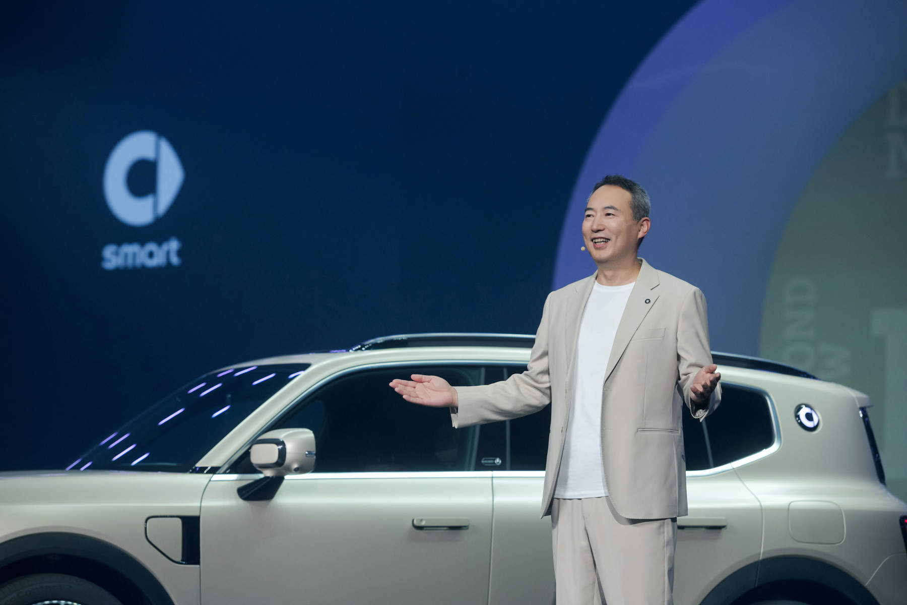 smart Drives Forward in the Year of Enhancing Global Operation 7 New ...