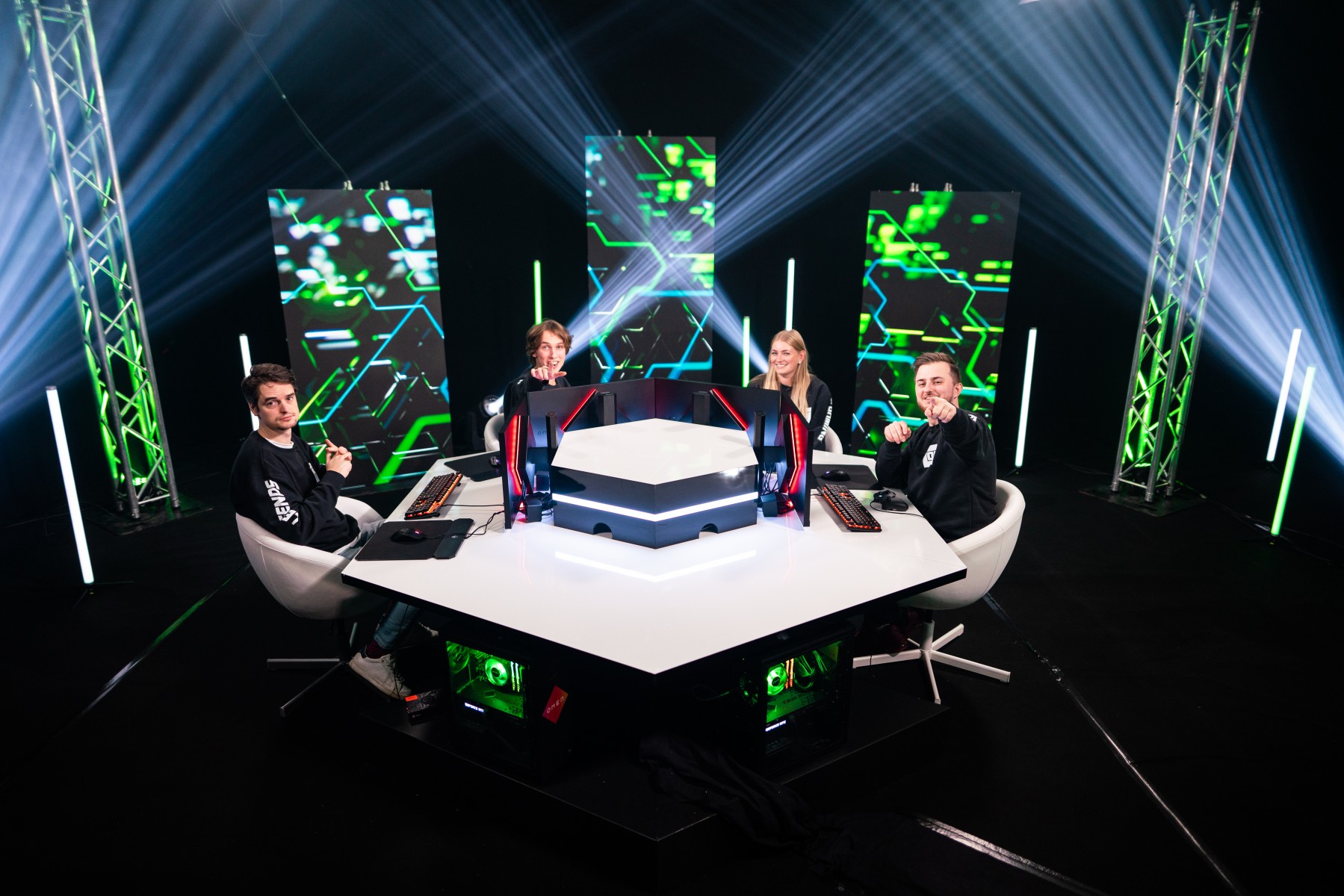 KPN maakt zevende seizoen grootste online gameshow van Nederland ...