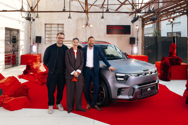 A Lasting Moment: smart #5 BRABUS Debuts at Milan Design Week