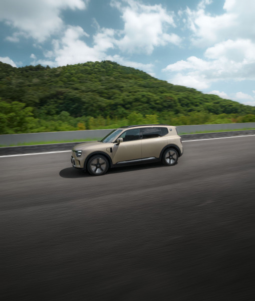 smart #5 World Premiere: The First-Ever Premium Mid-Size SUV from smart