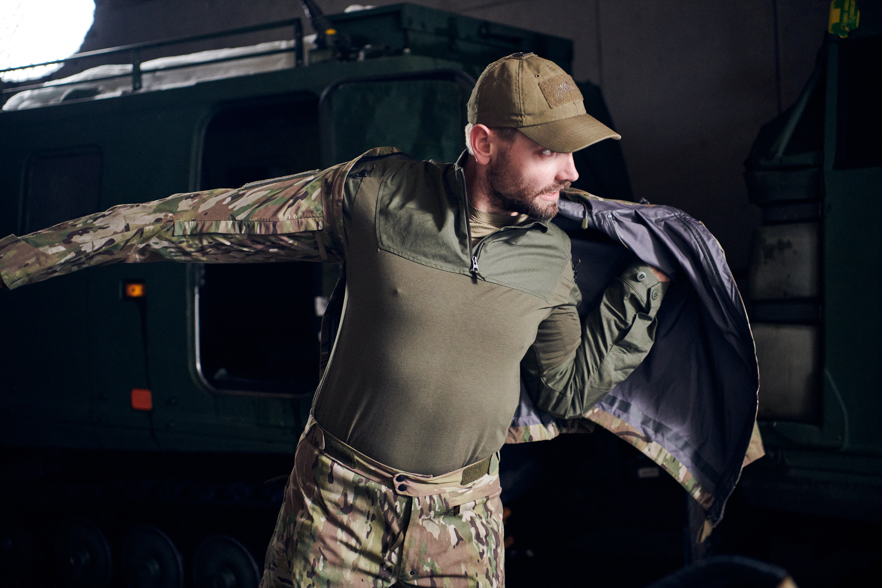 GORE-TEX Stretch technology for the military combines thermal comfort ...