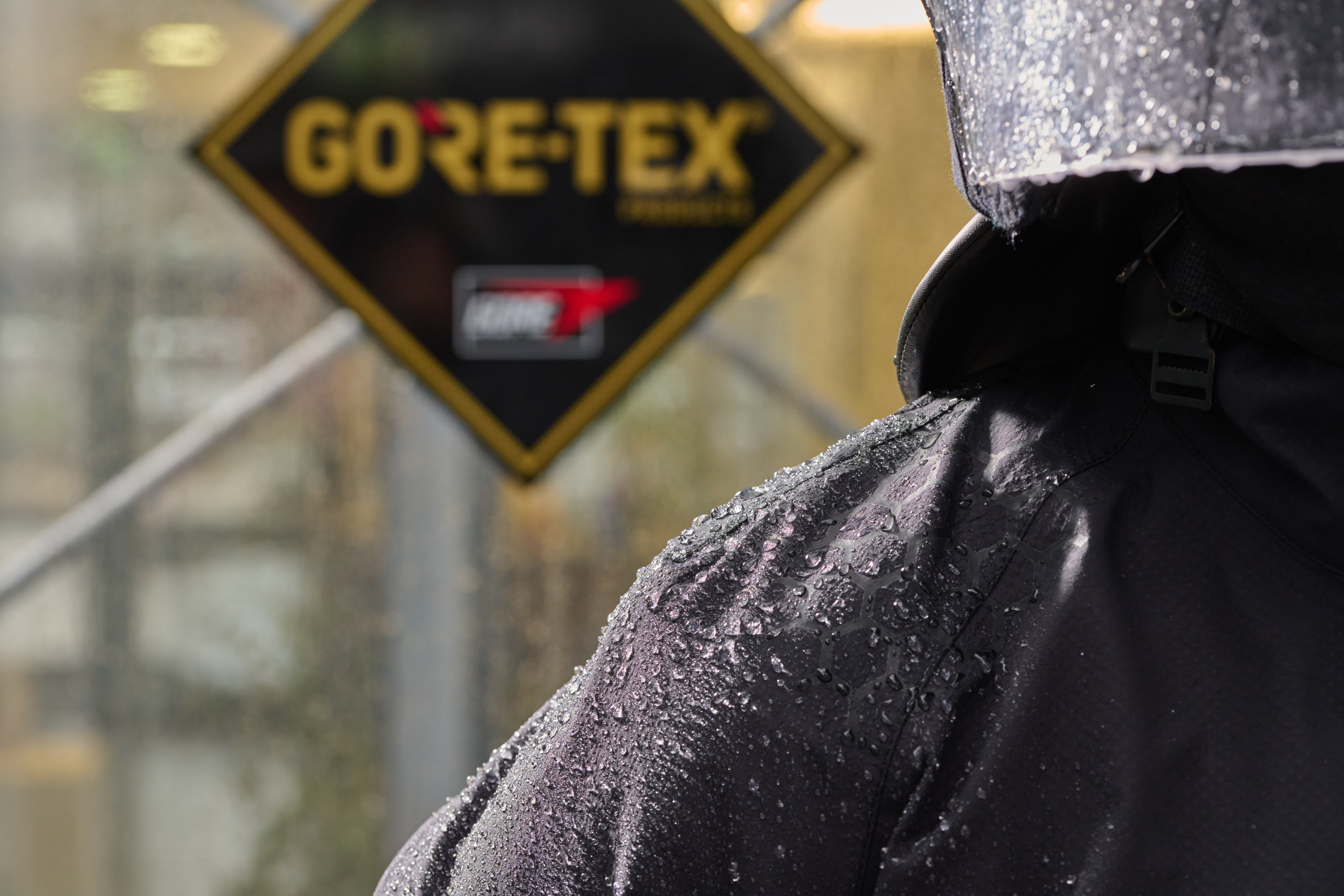 New GORE-TEX PYRAD® Riot Suit Redefines Comfort and Protection