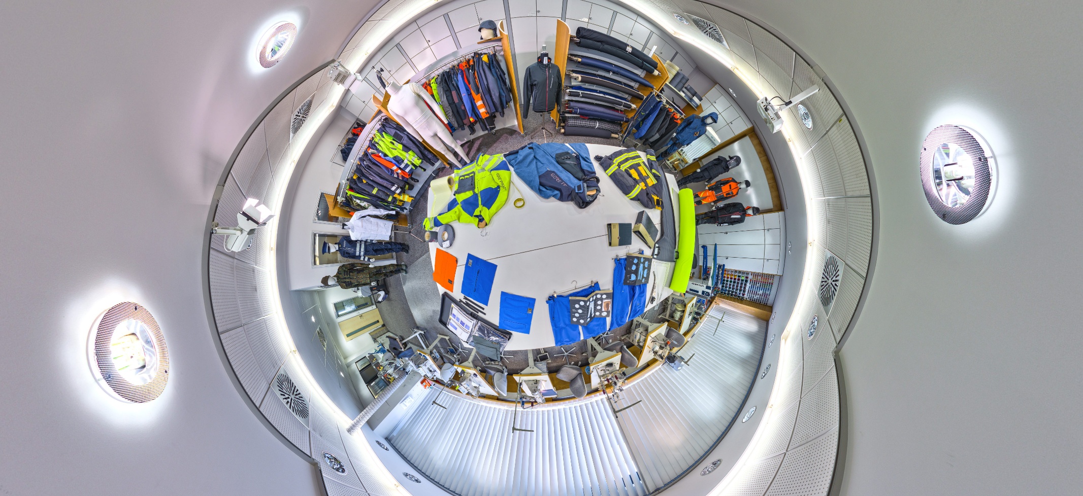 Scientific GORE-TEX Test Labs Virtually accessible in a 360° View